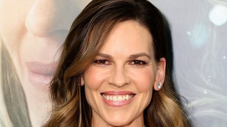 Hilary Swank (50) spricht offen über ihre späte Mutterschaft
