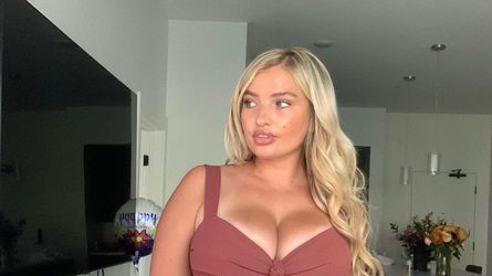 Sarina Nowak | Promiflash