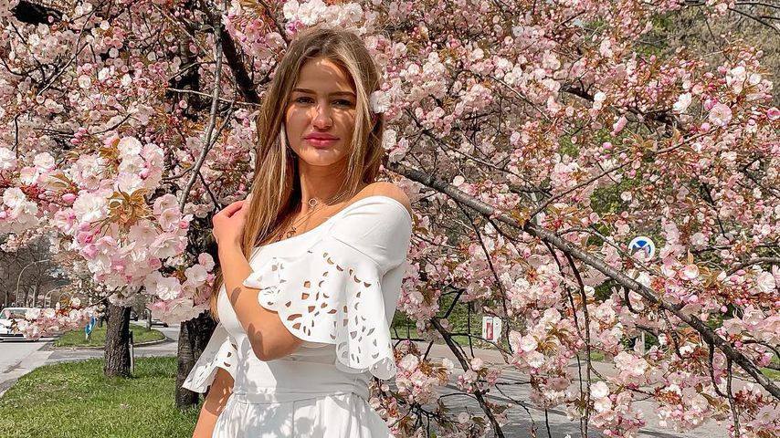 GNTM-Neele: Küsst es sich anders mit aufgespritzten Lippen? | Promiflash.de