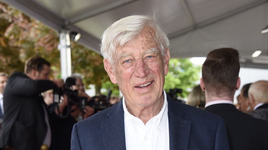 Mit "Traumschiff": ZDF nimmt Abschied von Siegfried Rauch! | Promiflash.de