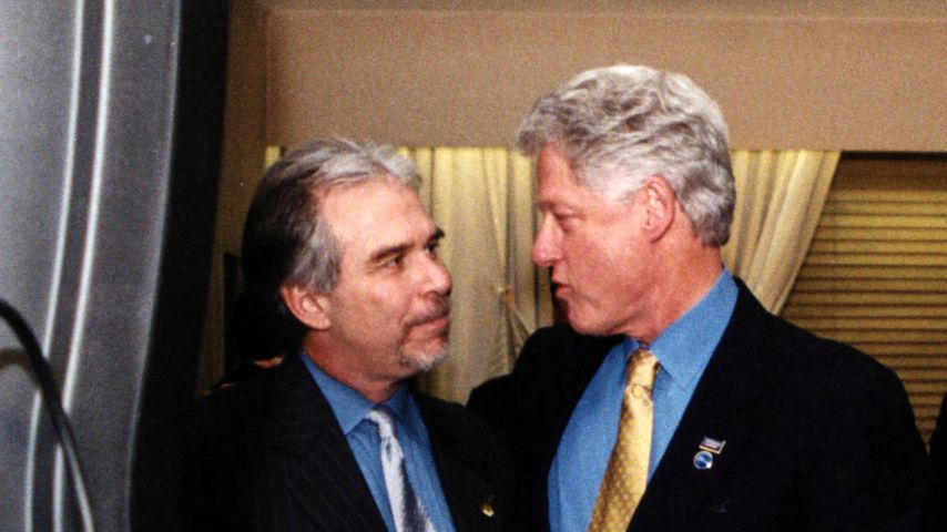 Ganz plötzlich: Hillary Clintons Bruder Tony ist gestorben | Promiflash.de