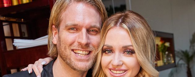 Stinksauer: Cathy Lugners PBB-Kumpel geht auf Richard los! | Promiflash.de